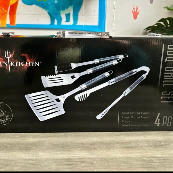 Hell’s Kitchen | Kitchen | Hells Kitchen 4 Pc Bbq Grill Set | Poshmark